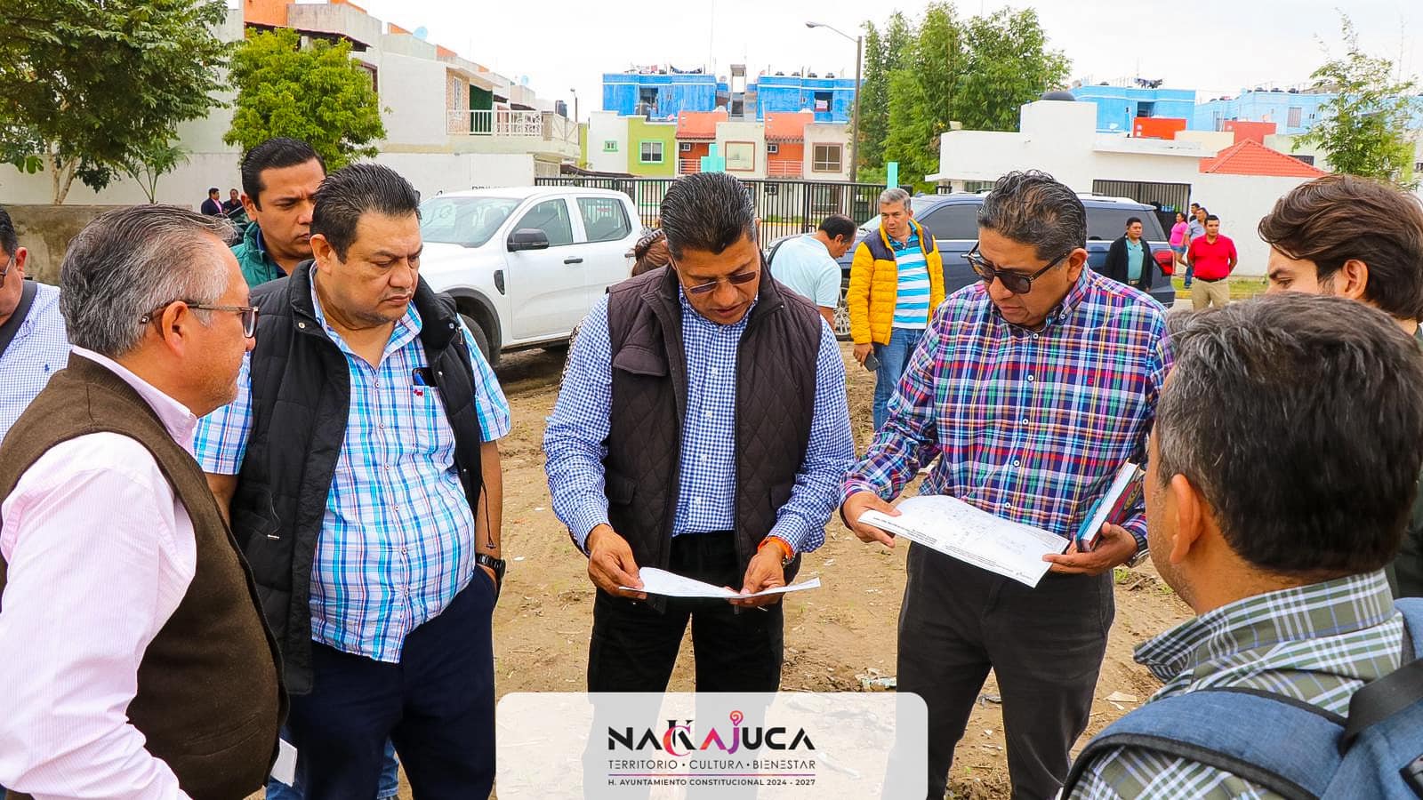 El alcalde Roberto Ocaña Leyva supervisa terreno para la construcción ...